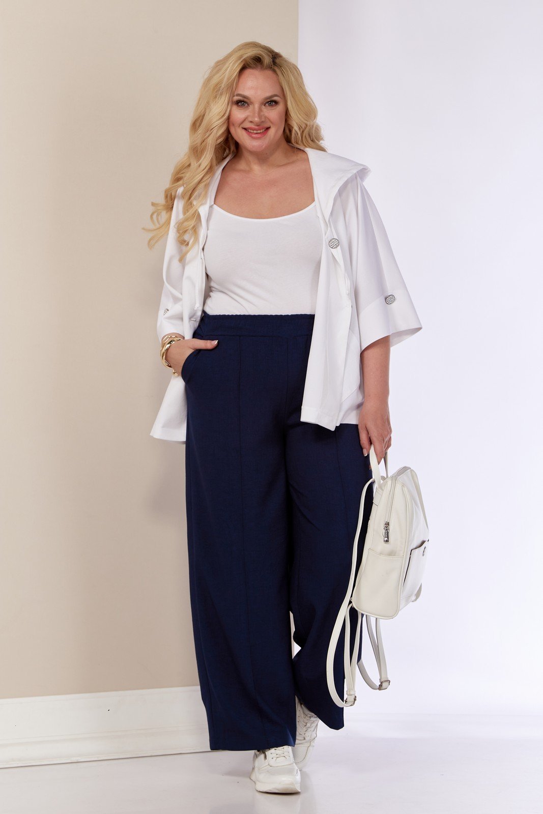 Костюм брючный 4057 белый + синий Shetti купить в интернет магазине Велесмода